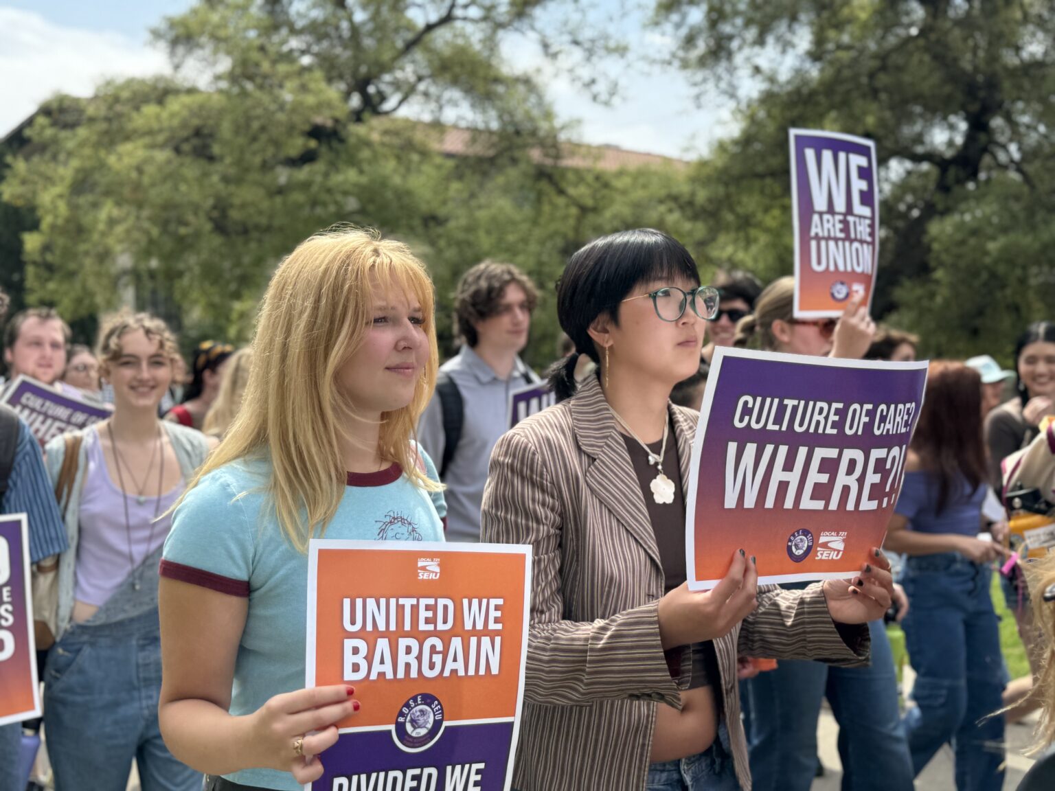 PHOTOS – Occidental College Student Workers March on Campus President ...